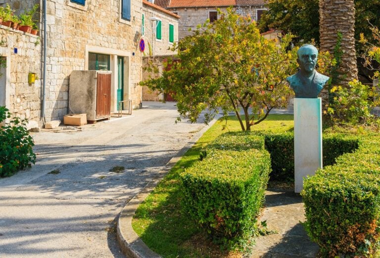 Postira - The official site of the Tourist Board Split-Dalmatia County