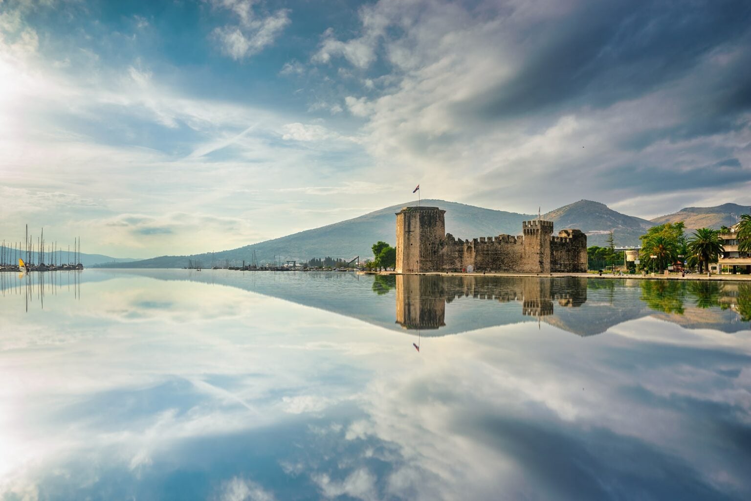 Obala - The official site of the Tourist Board Split-Dalmatia County