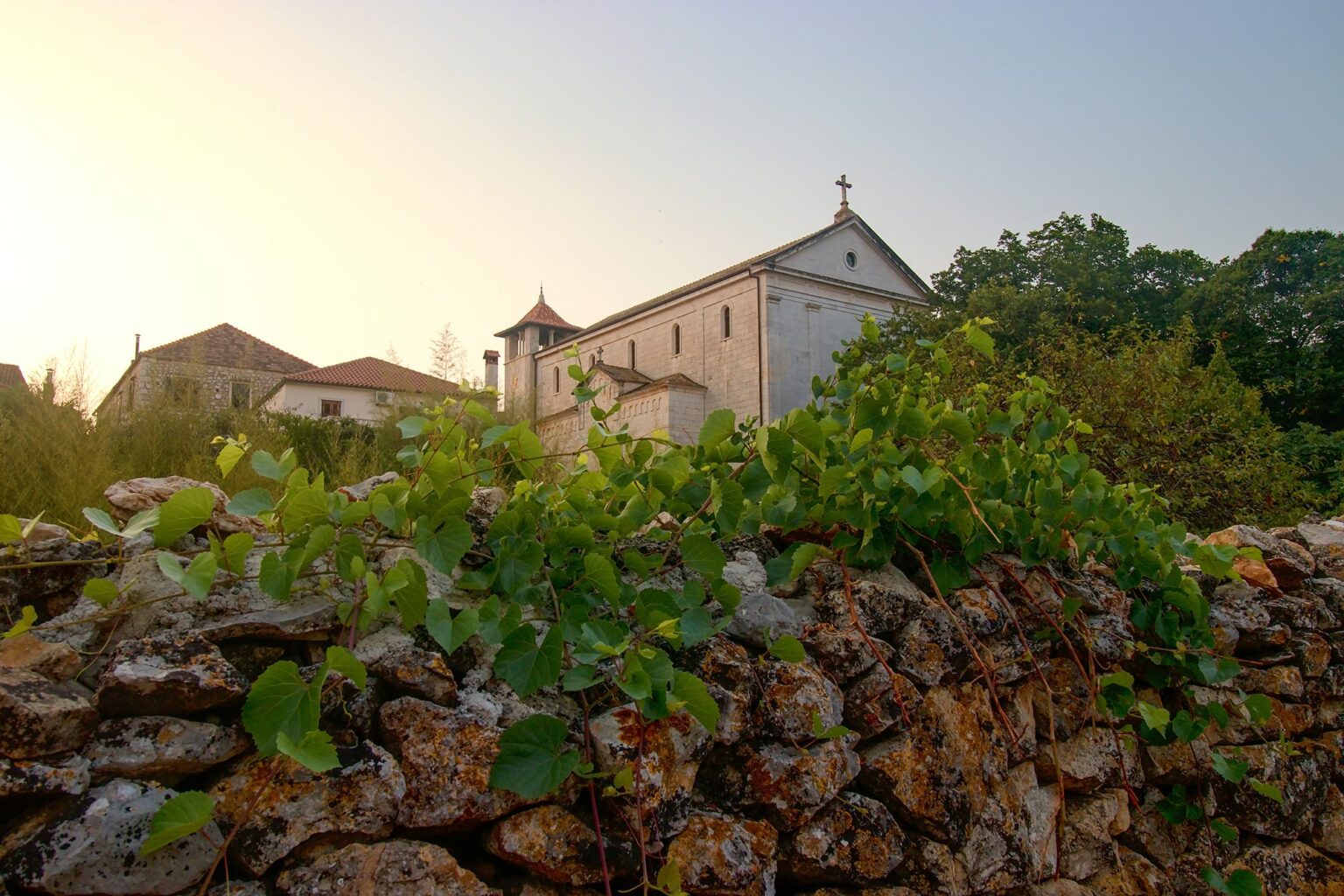 Starigrad - The official site of the Tourist Board Split-Dalmatia County