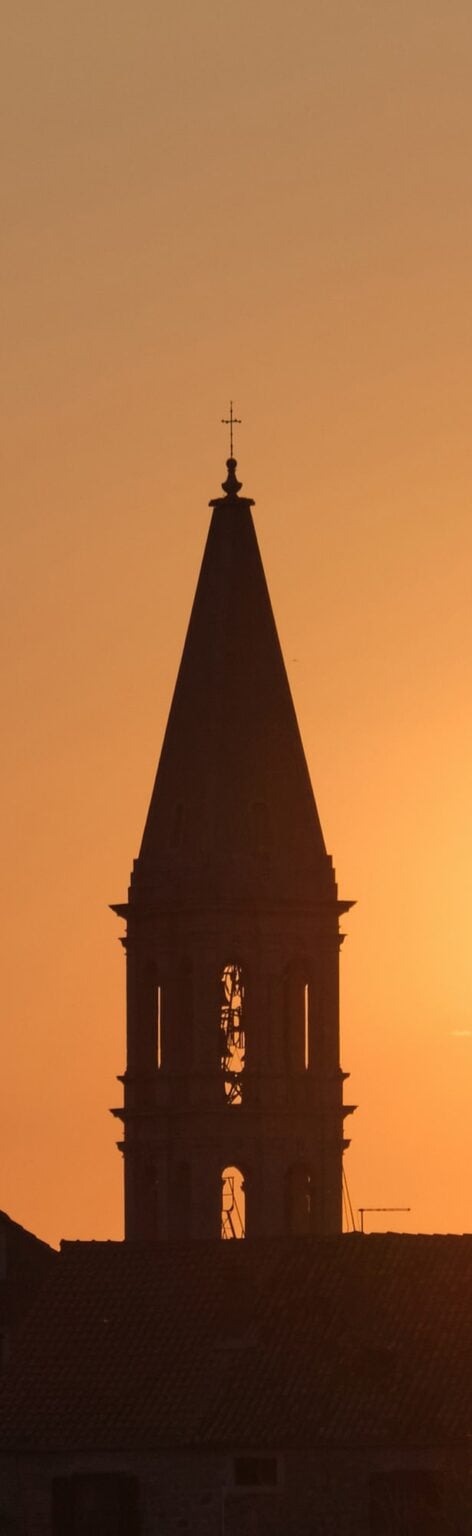 Starigrad - The official site of the Tourist Board Split-Dalmatia County